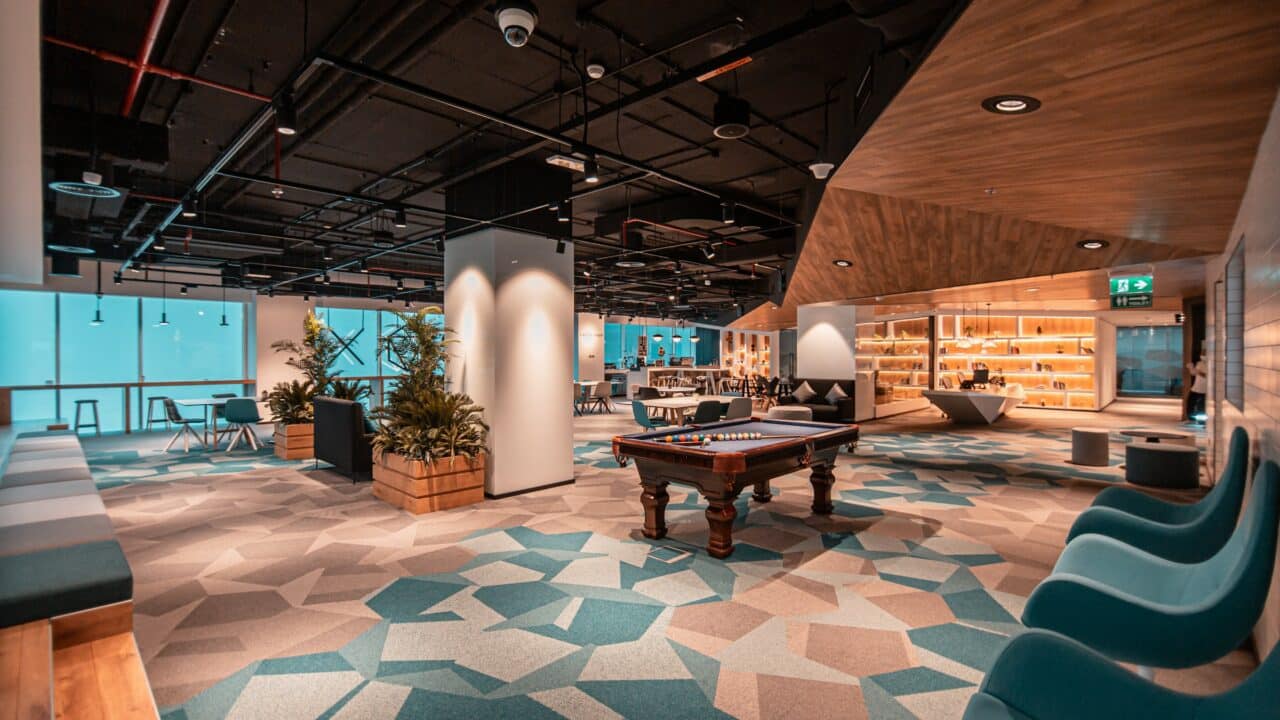 Unbox Bay Square | Lamar Development